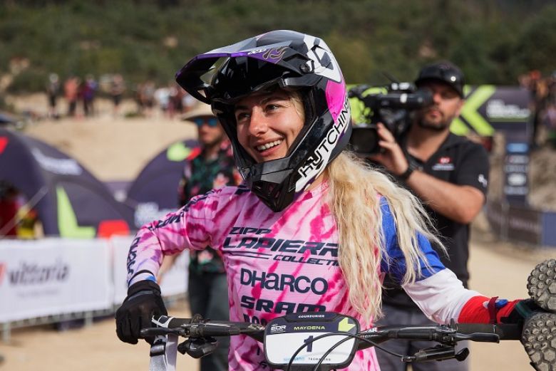 . VTT enduro - CDM - Isabeau Courdurier 4e et Morgane Charre 5e à Derby